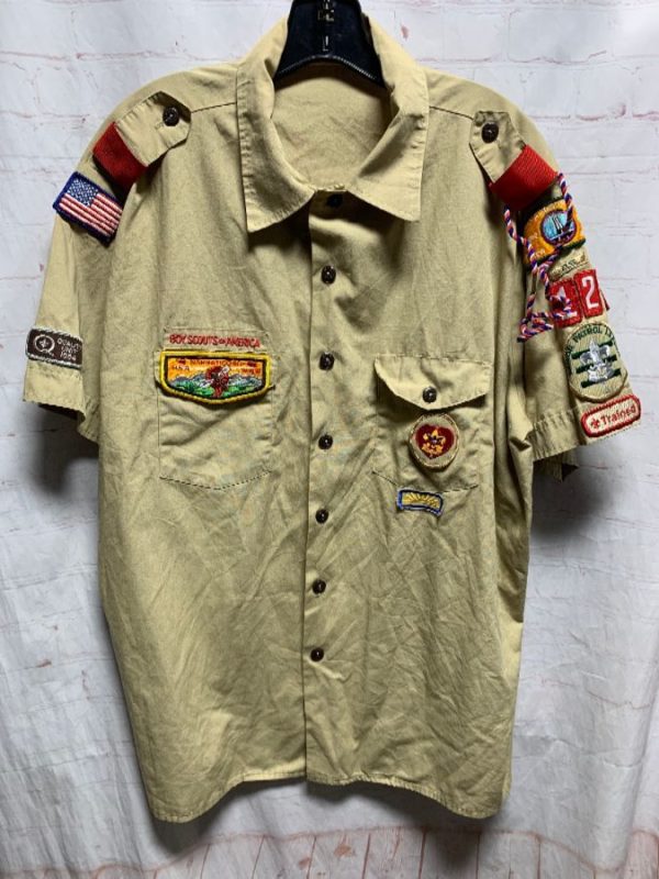 BOY SCOUTS OF AMERICA UNIFORM W/ EMBROIDERED PATCHES » Boardwalk Vintage
