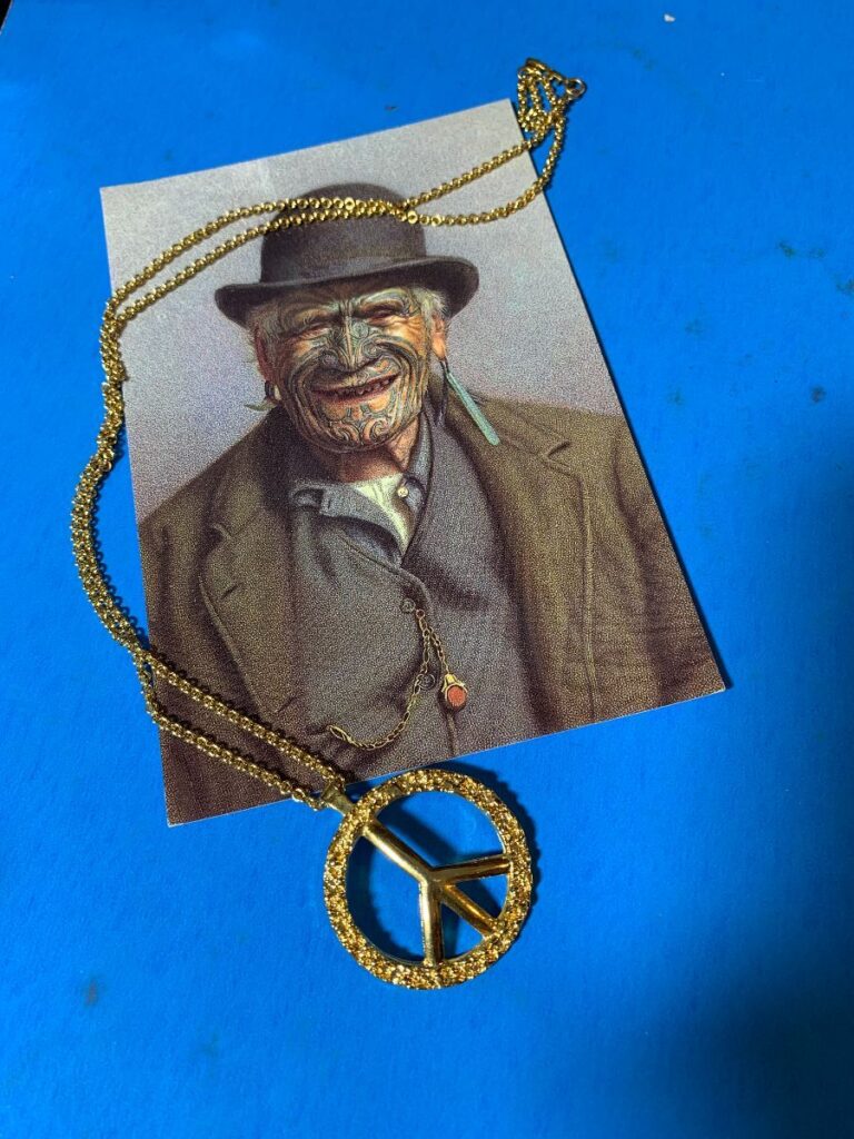 Gaudy Gold Deadstock Peace Sign Charm Necklace Long Gold Plated Chain ...