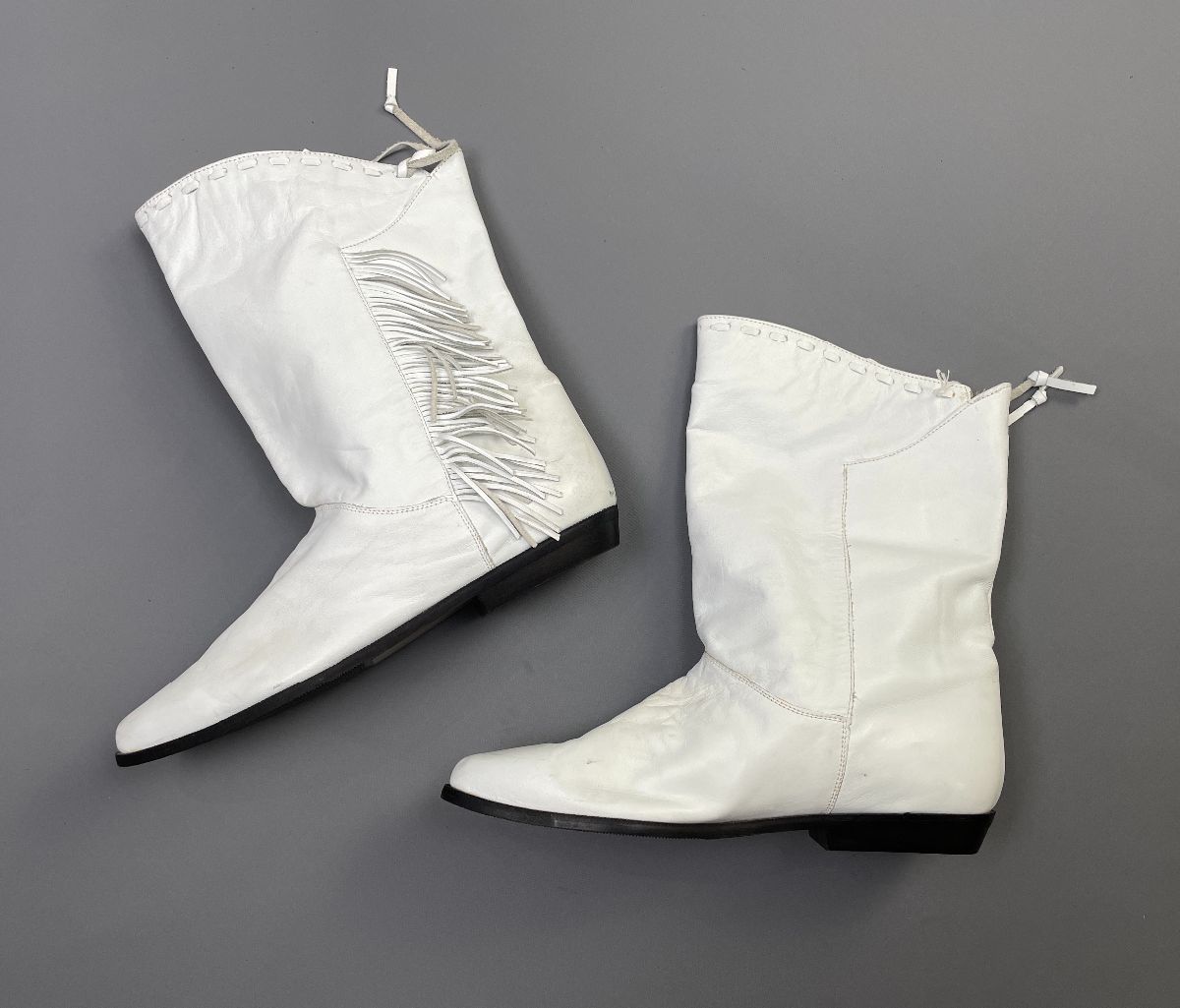 *as-is* White Leather & Leather Fringe Pointed Toe Cowboy Boots ...